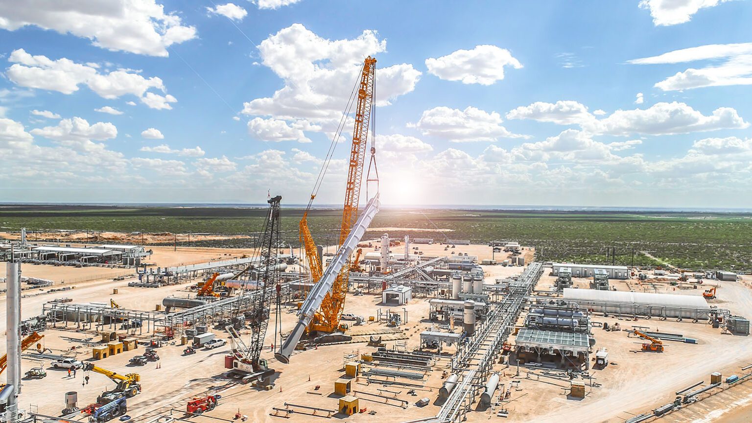 Crawler Crane Rentals | Rent a Heavy-Duty Crane Today